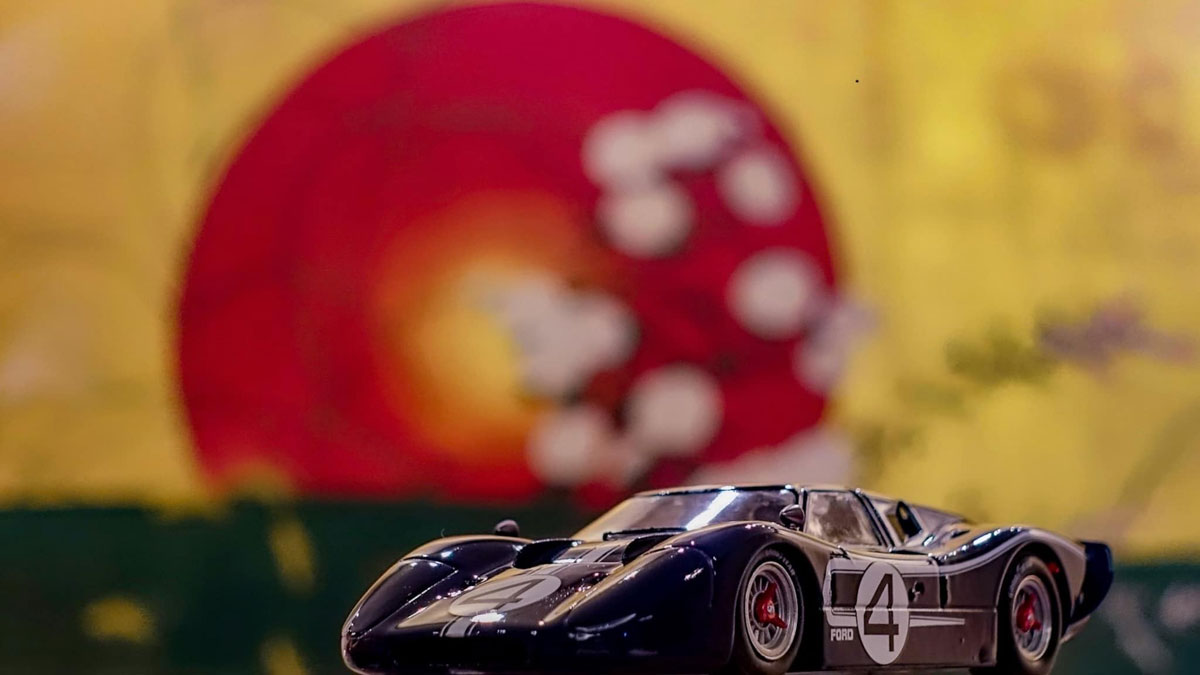 Digest 42 – Slot Racer